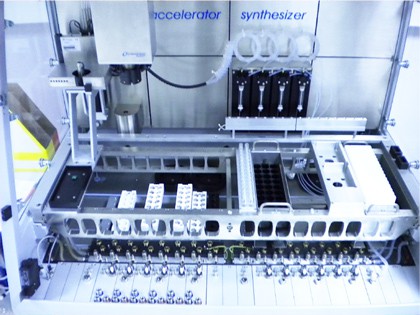 Chemical analysis and development of cosmetics - Syntivia